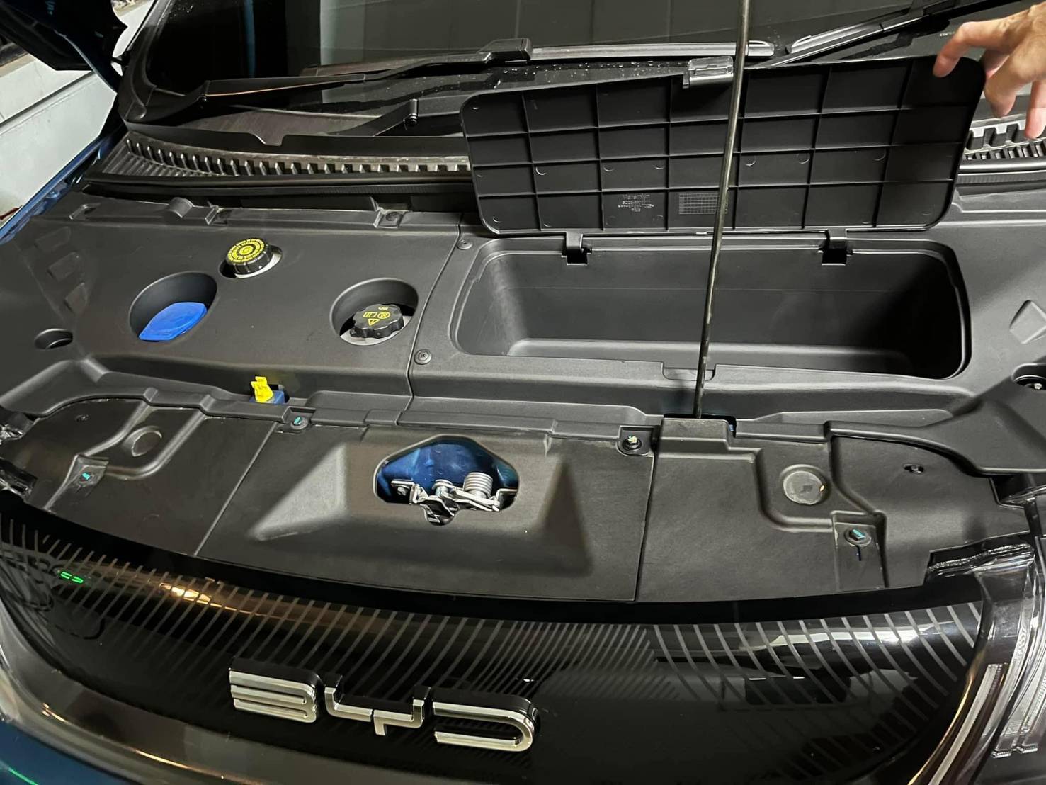 Front Storage Box BYD Dolphin – Captain DIY Co. Ltd.